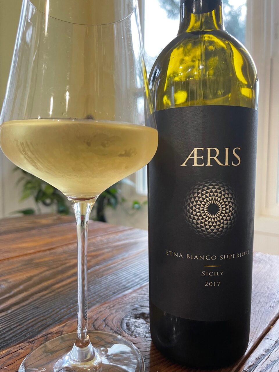 Aeris Etna Bianco Superiore + Seafood Pasta #ItalianFWT – ENOFYLZ Wine Blog